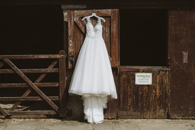 Lineham Farm Wedding Photography - Rustic outdoors wedding
